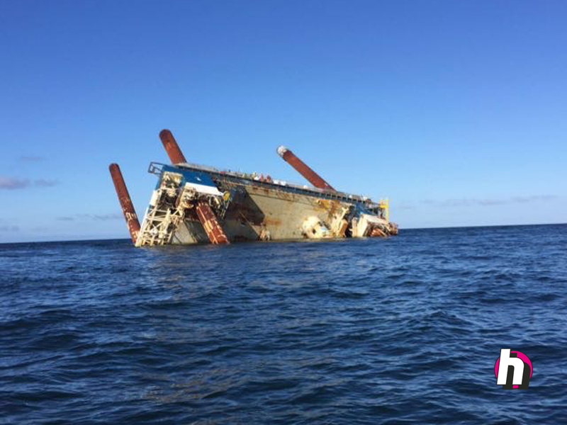 Verwijderen gekapseisde jack-up barge Denemarken - Hein Heun ...